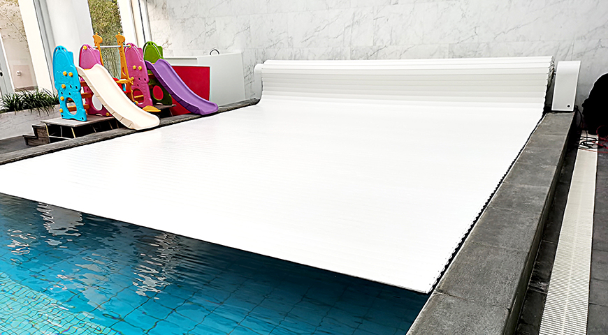 BOREE Floating Slatted Pool Cover System Case in Qingdao